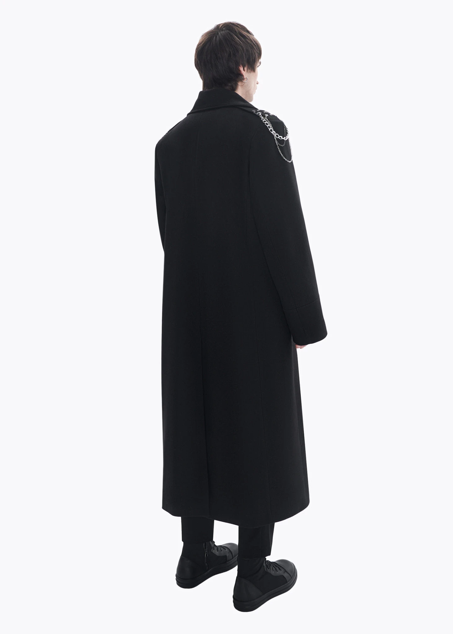 COAT CHAIN. BLACK