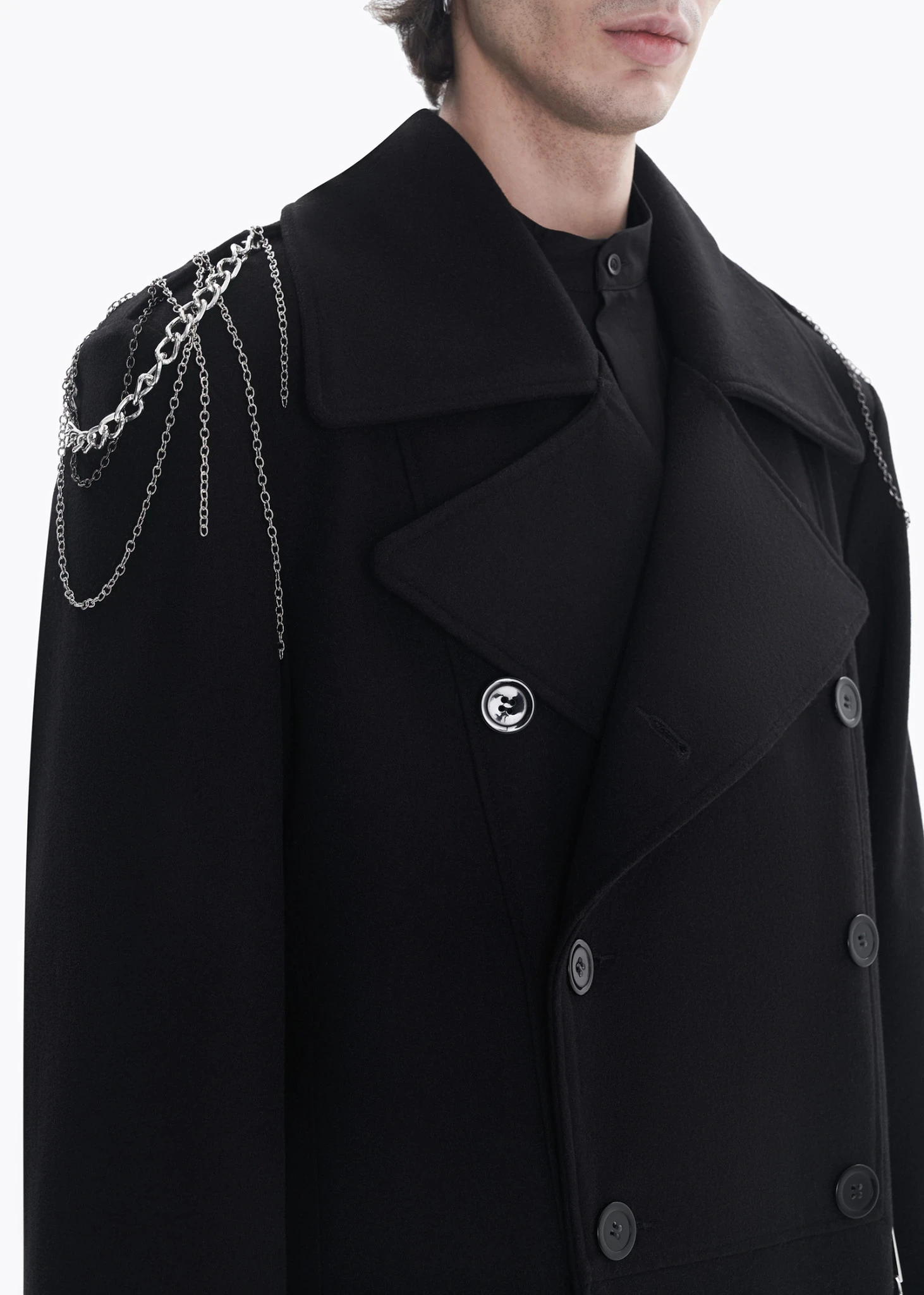 COAT CHAIN. BLACK